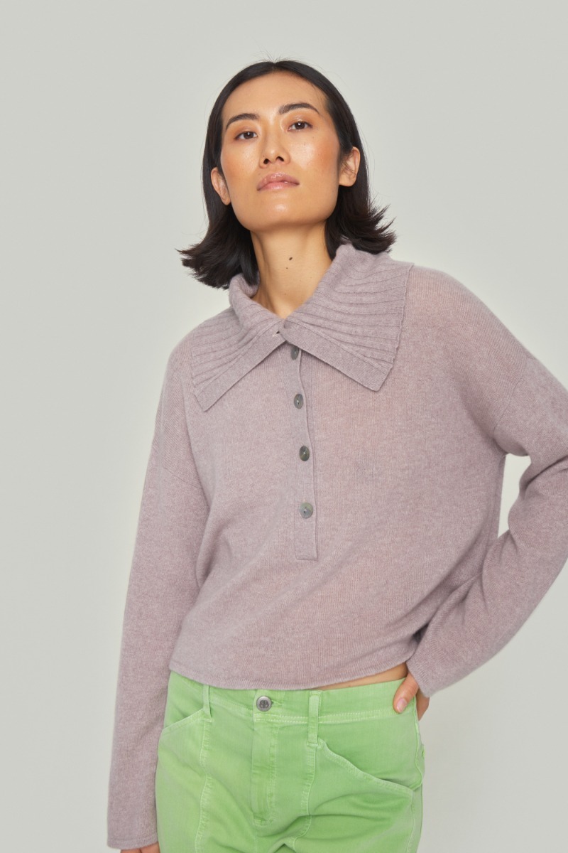 Cloud cashmere blouse with collar